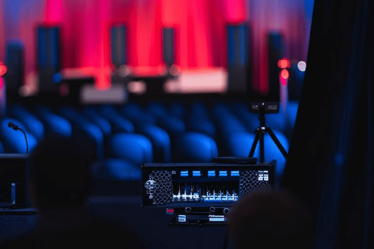 Comparison between types of audio equipment for event organizing ...